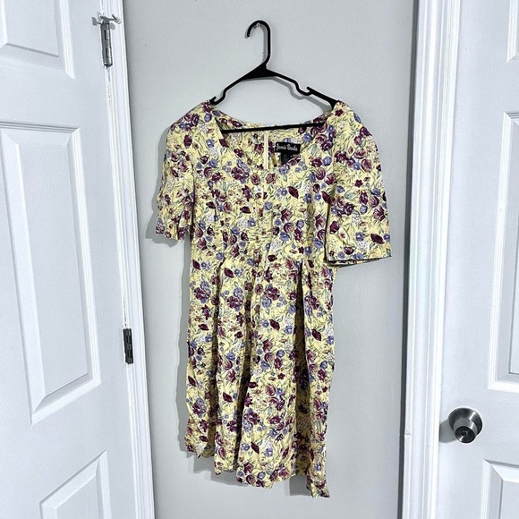 Jamie Brooke | Dresses | Jamie Brooke 9s Yellow Floral Romper Dress ...